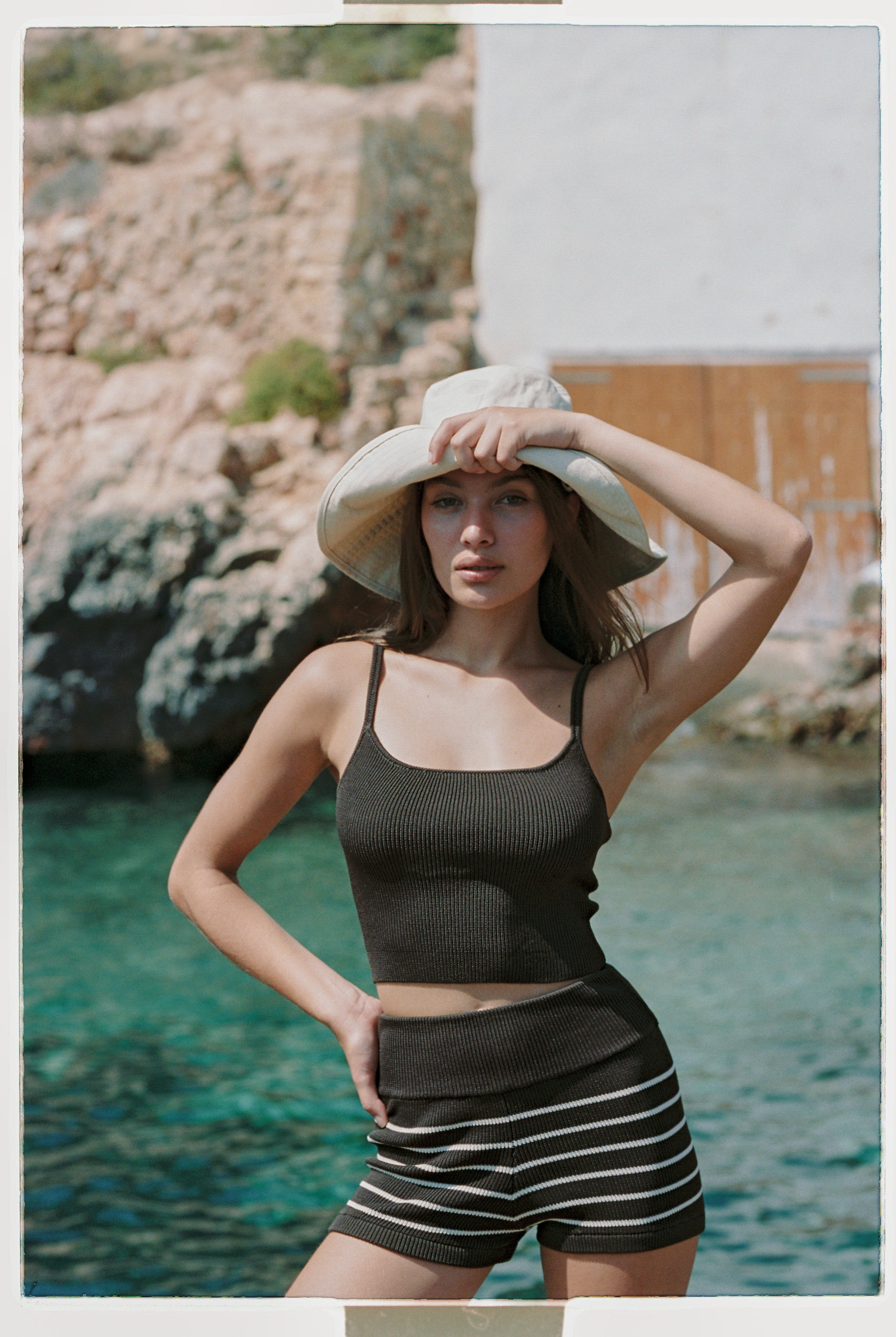 Tops – Page 2 – ELCE