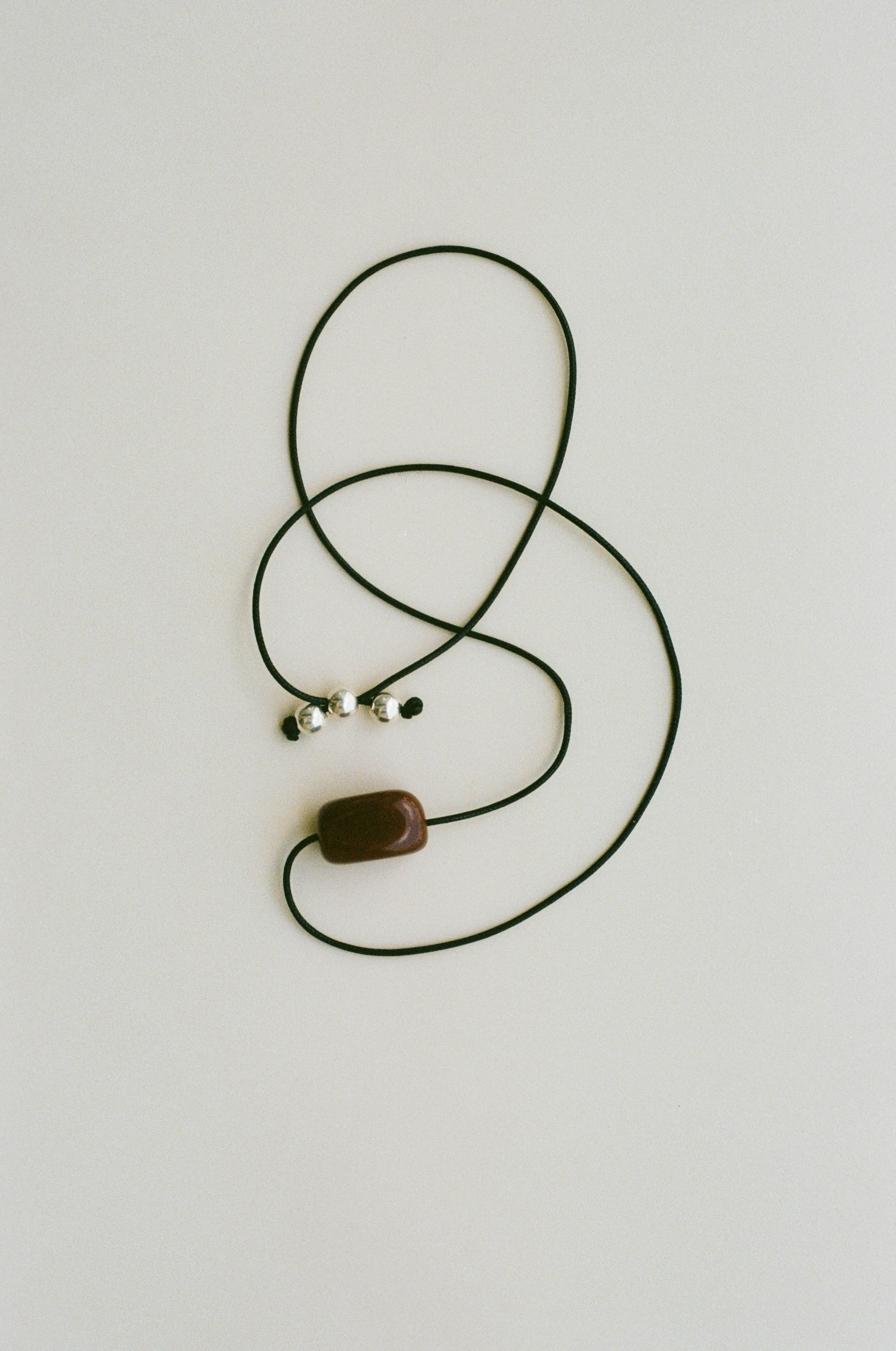 ARLO NECKLACE - PEBEL – ELCE
